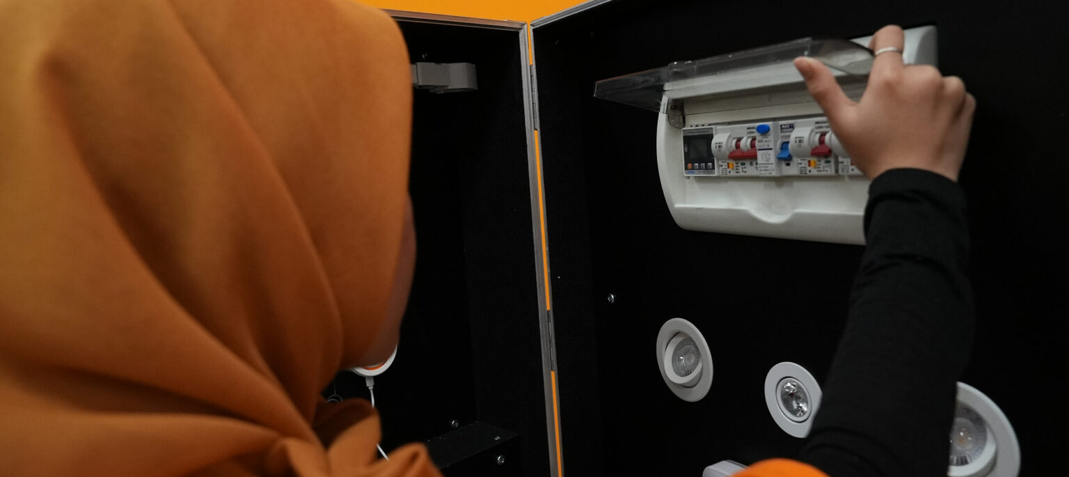 Chargeman L2 (O/H) - CENTEXS